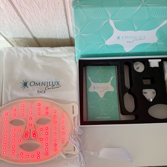 Omnilux | Skincare | Omnilux Led Contour Face Mask Like New | Poshmark
